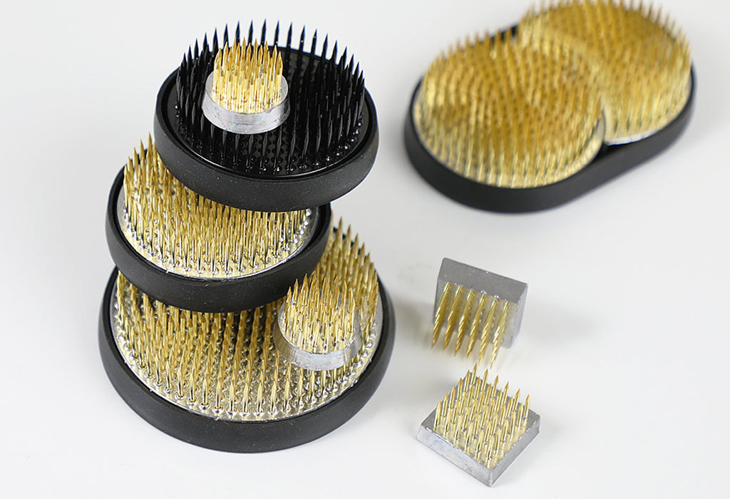 How to Select a Kenzan for Ikebana – Wazakura Japan